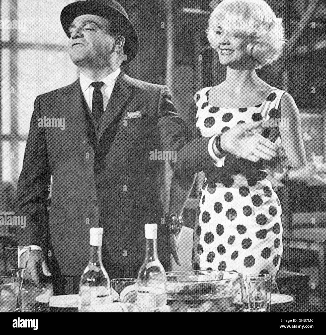 Eins, zwei, drei film hi-res stock photography and images - Alamy