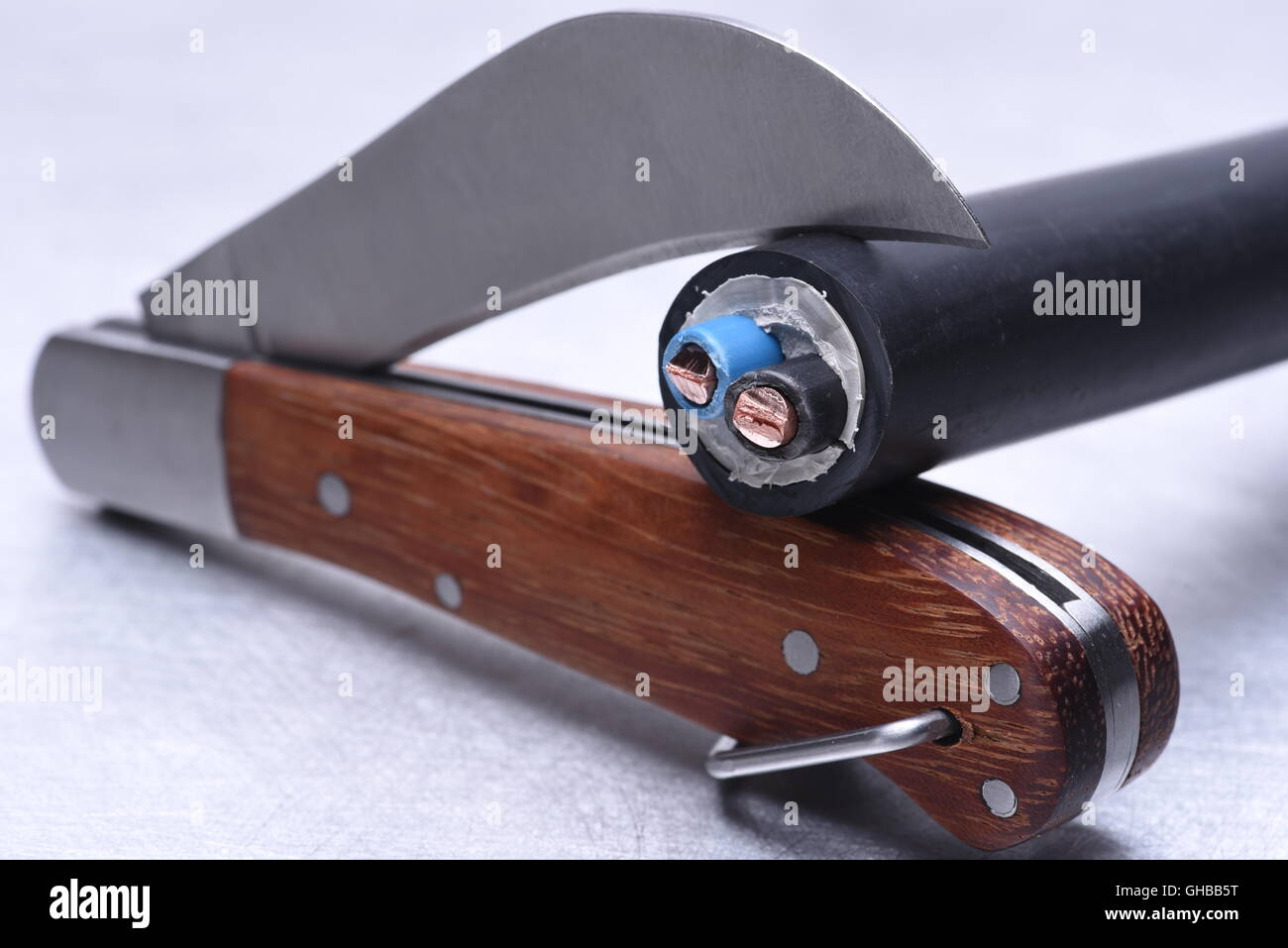Electric knife hi-res stock photography and images - Alamy