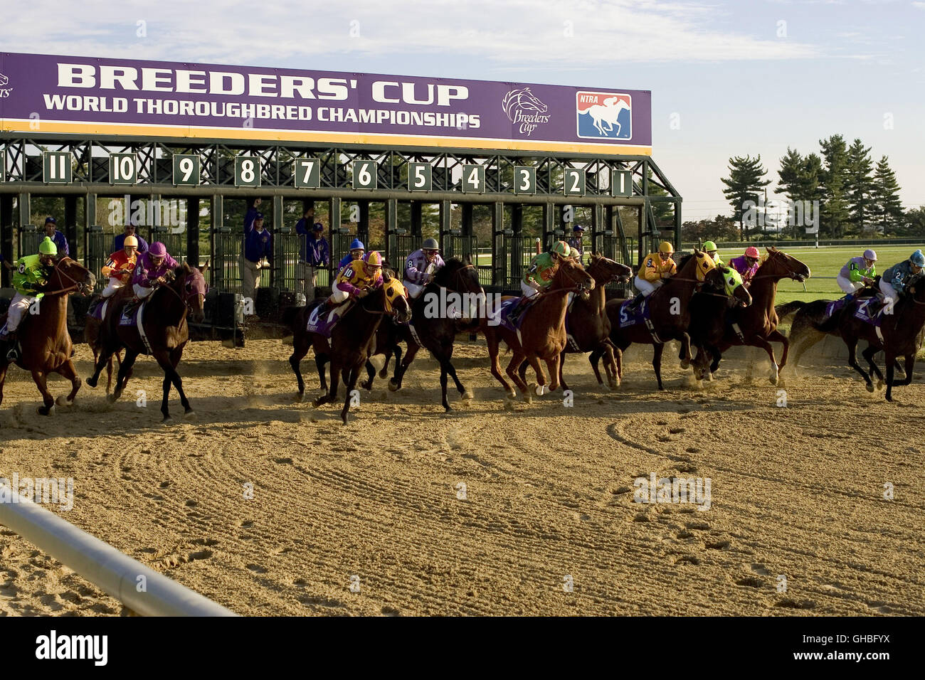 Horse racing film hi-res stock photography and images - Alamy