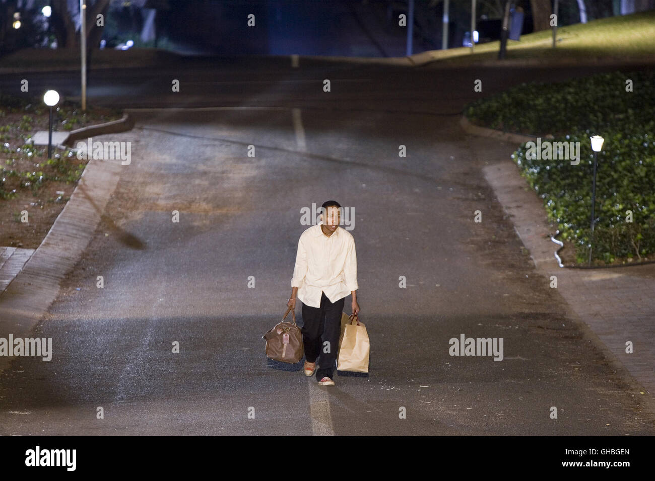 TSOTSI GB/SÄdafrika Gavin Hood Tsotsi (PRESLEY CHWENEYAGAE) Regie ...