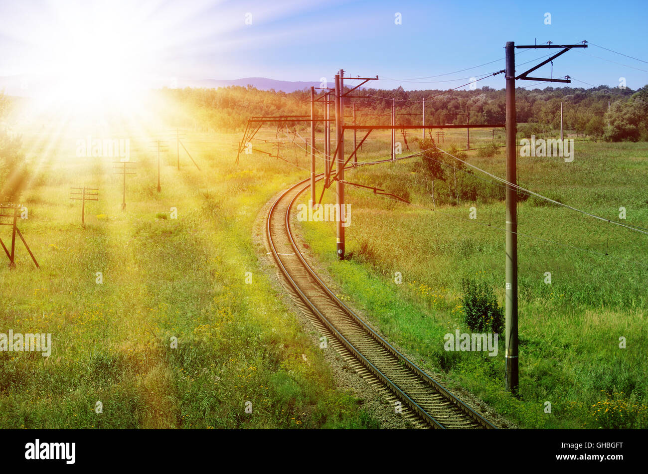 Curved Railroad Track Stock Photo - Alamy