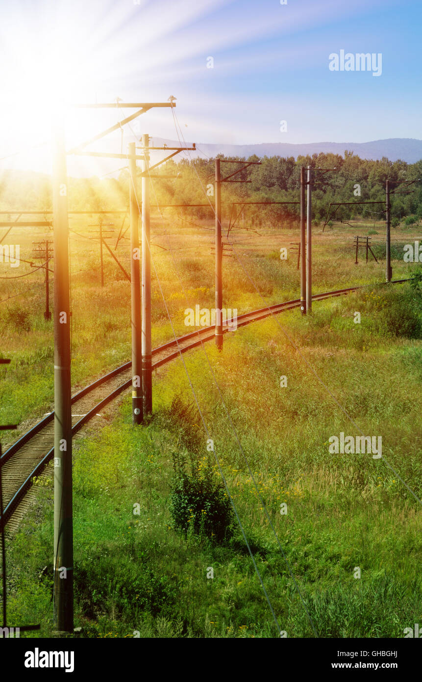 Curved railway track hi-res stock photography and images - Alamy