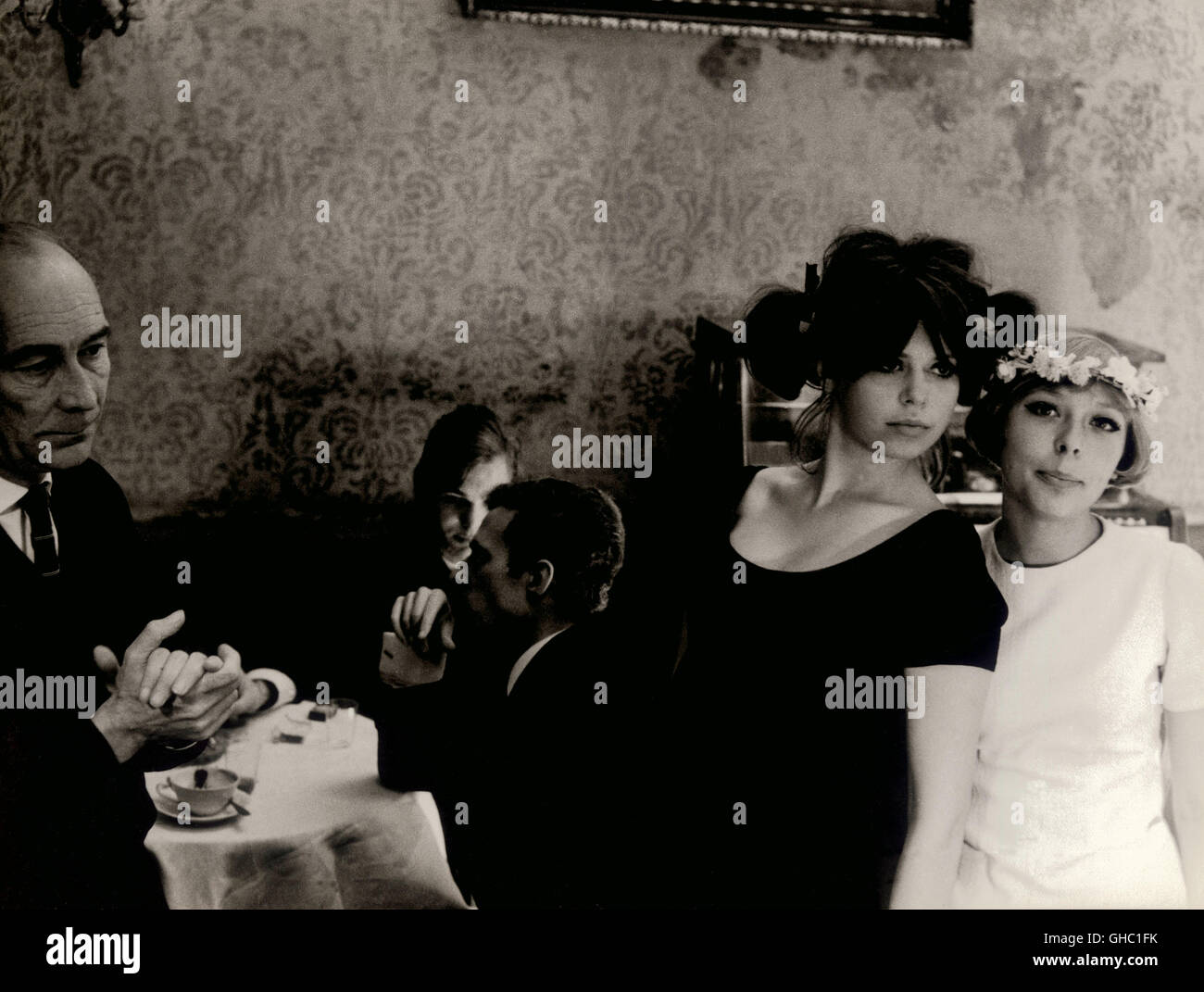 SEDMIKRASKY Sedmikrasky / Daisies Czechoslovakia 1966 Vera Chytilova ...