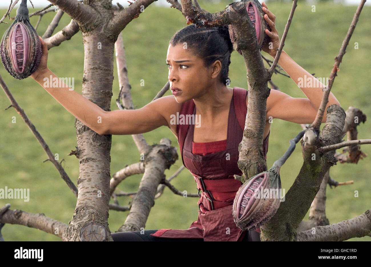 AEON FLUX USA 2005 Karyn Kusama SOPHIE OKONEDO (Sithandra) Regie: Karyn ...