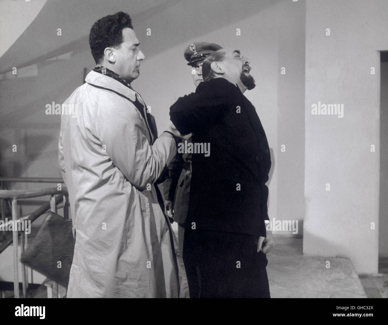 IL COMMISSARIO Italien 1962 Luigi Comencini Scene with ALBERTO SORDI ...