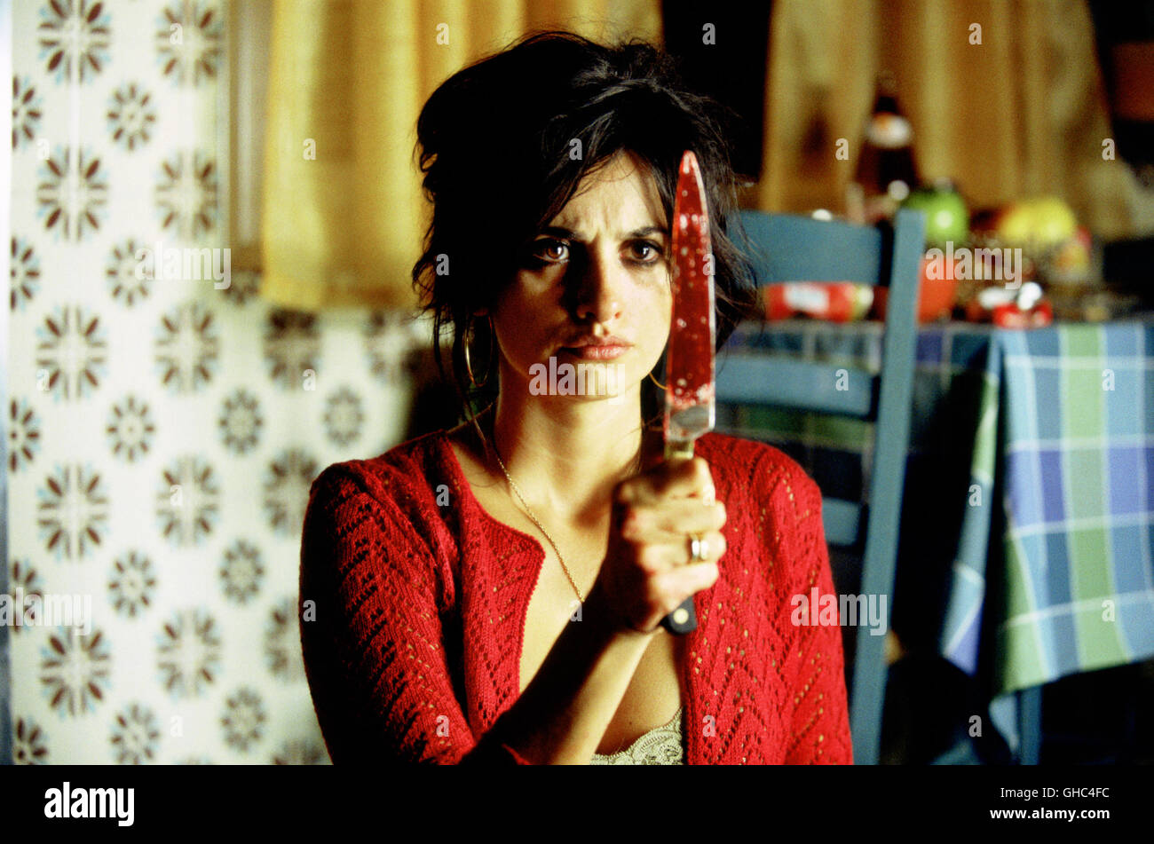 VOLVER Spanien 2006 Pedro Almodovar Raimunda (PENELOPE CRUZ) with ...