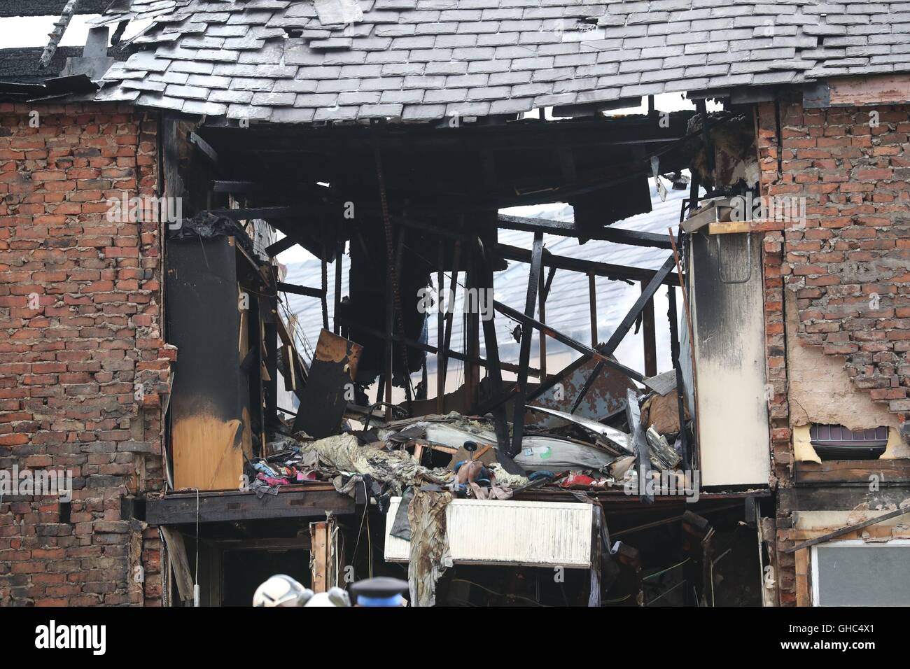 Explosion terraced house hi-res stock photography and images - Alamy