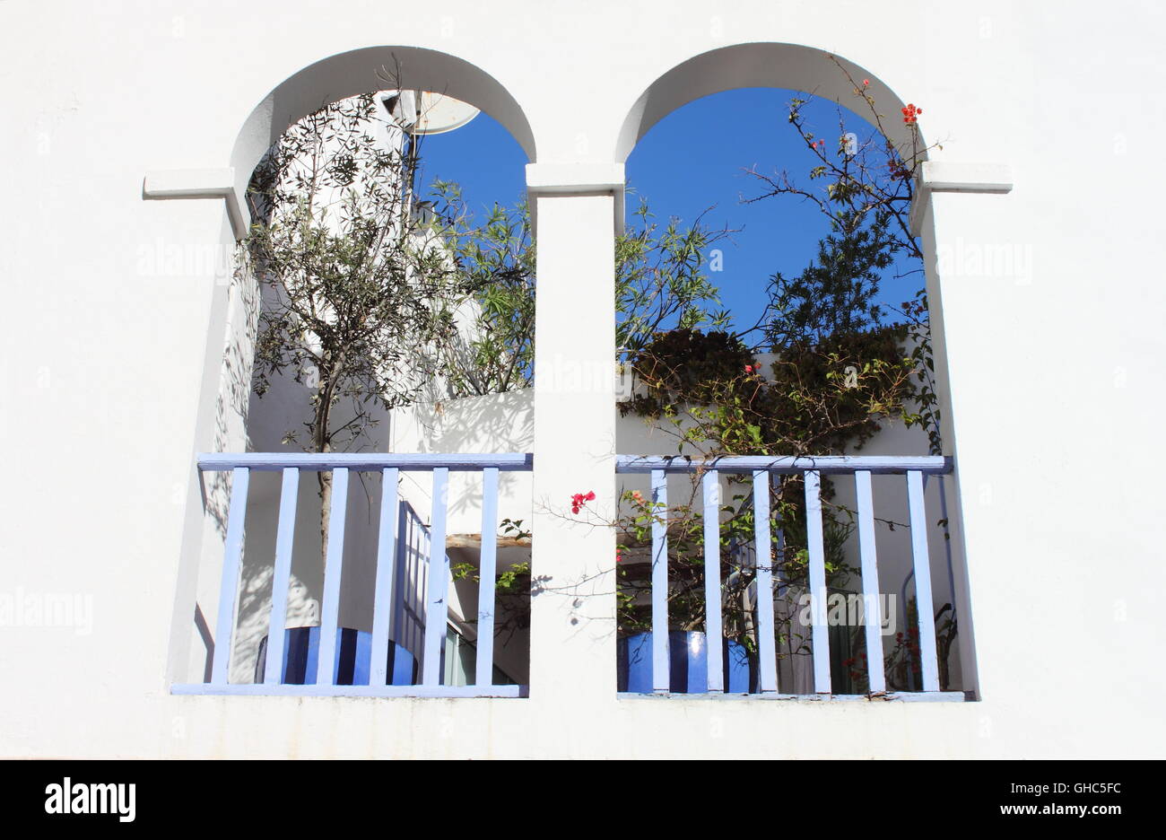 Arched balcony hi-res stock photography and images - Alamy
