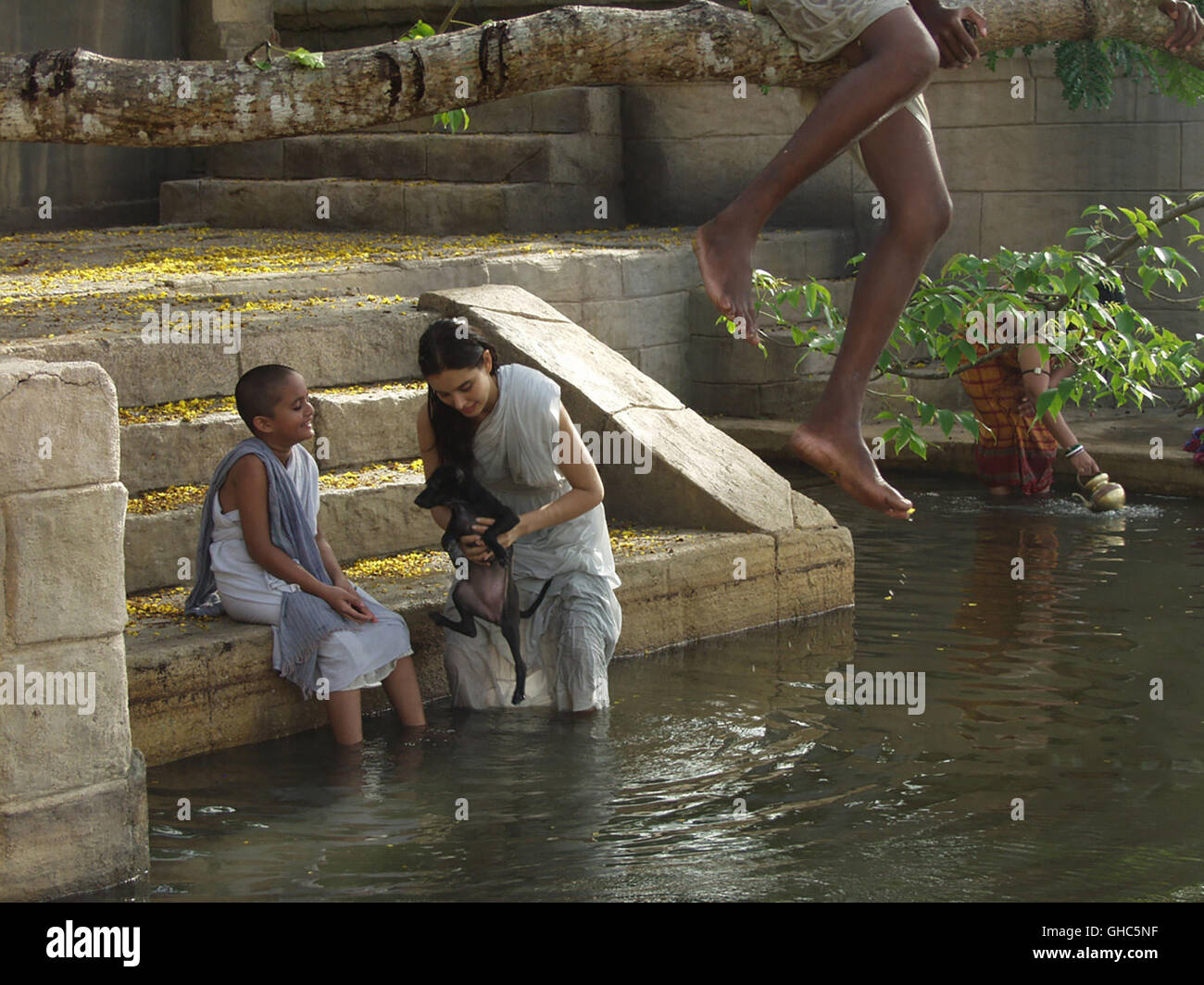 Water movie deepa mehta hi-res stock photography and images - Alamy