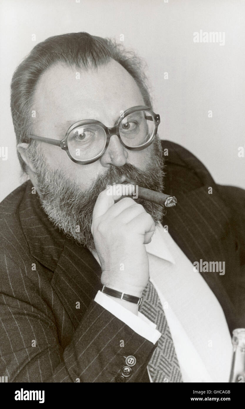Italian Director SERGIO LEONE (1975 Stock Photo - Alamy