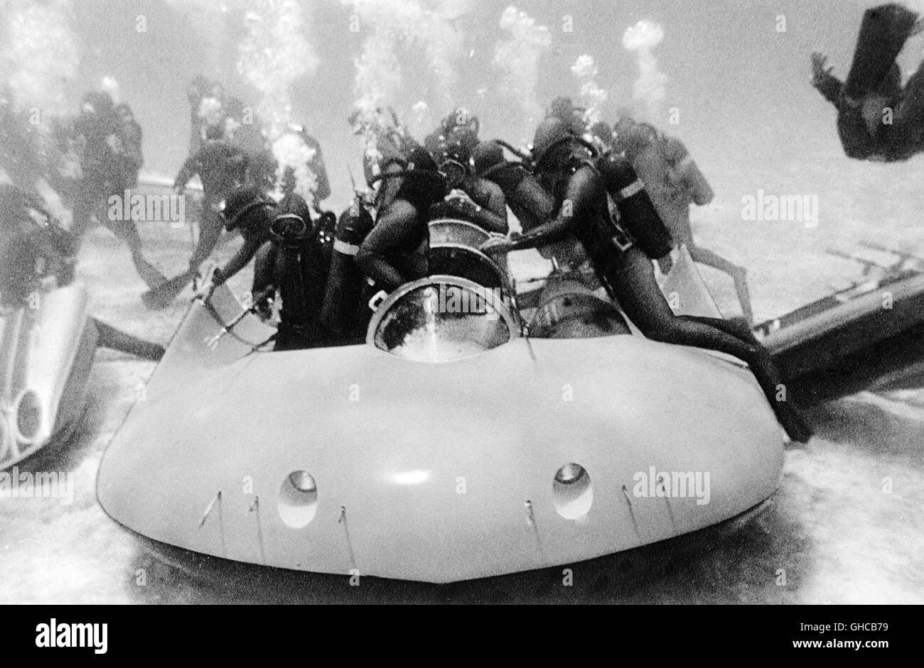 Movie Thunderball High Resolution Stock Photography and Images - Alamy
