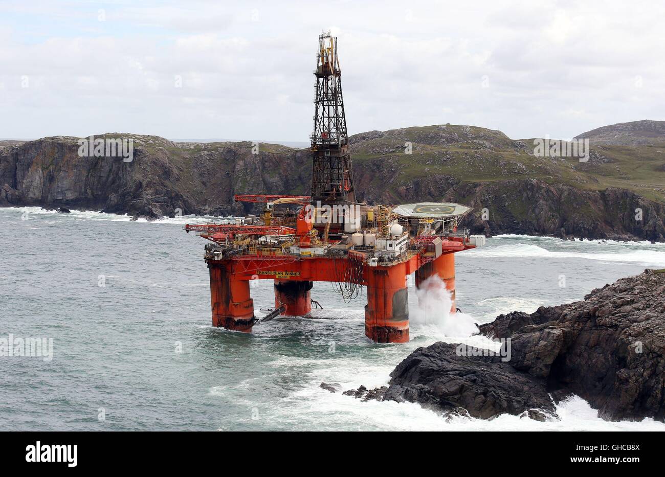 The transocean winner drilling rig hi-res stock photography and images ...