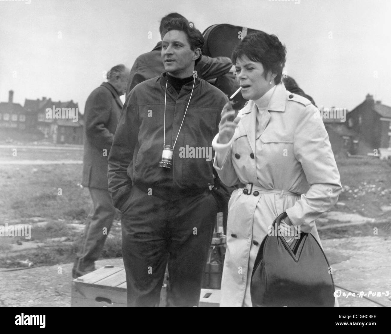 THE RECKONING UK 1969 Jack Gold Director JACK GOLD and RACHEL ROBERTS ...
