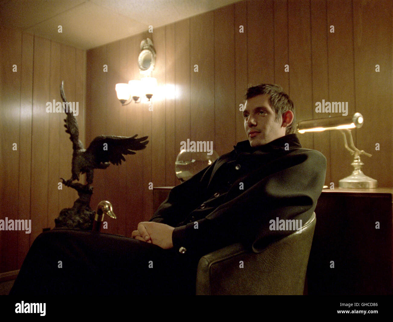 BRICK USA 2006 Rian Johnson LUKAS HAAS (The Pin) Regie: Rian Johnson ...