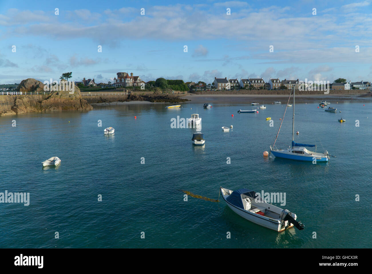 Jersey la rocque harbour hi-res stock photography and images - Alamy