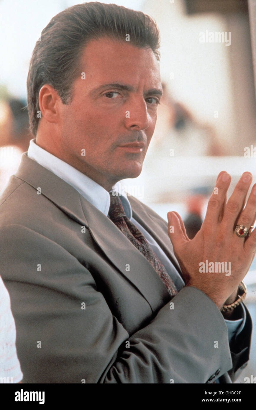 STRIPTEASE USA 1996 Andrew Bergman Al Garcia (ARMAND ASSANTE) Regie ...