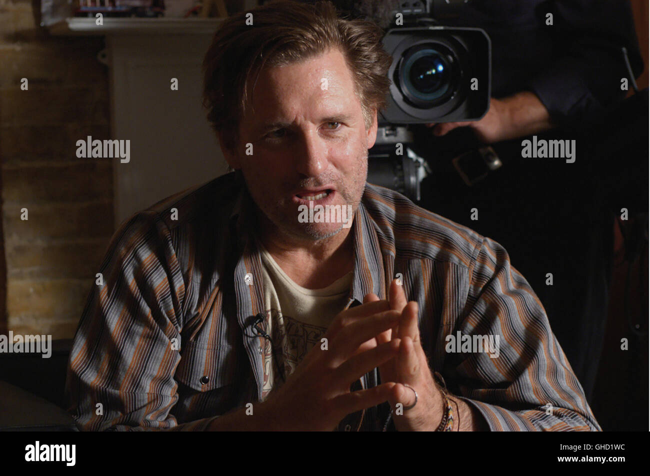 Alien autopsy movie bill pullman hi-res stock photography and images ...