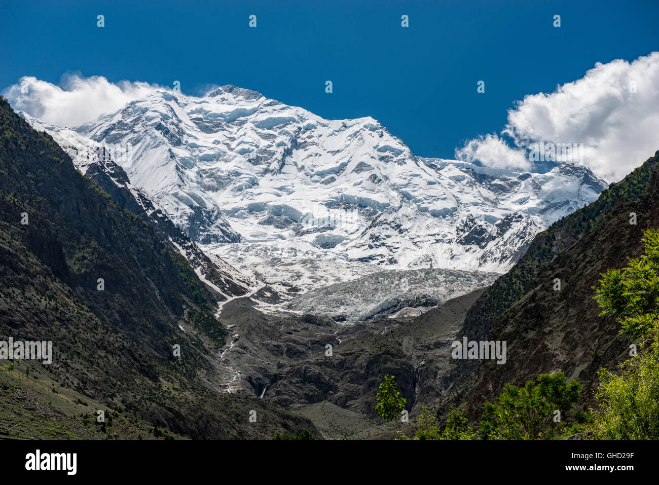 Rakaposhi majestic beautiful mountain peak hi-res stock photography and ...