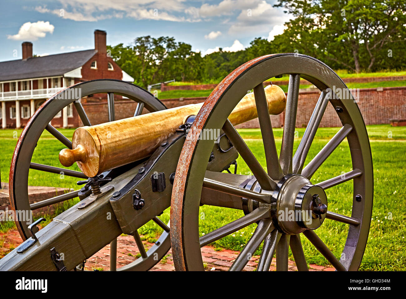 Cannons at Fort Washington with Captains Quarters a Military fort ...