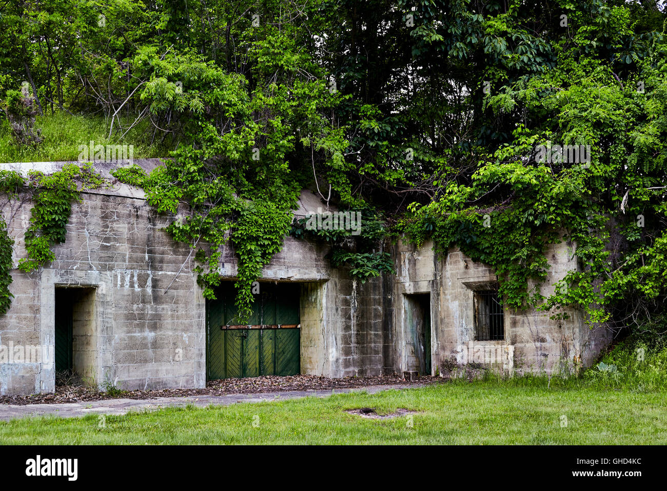 Mortar battery ruins with overgrown foliage at Ft. Washington Military ...