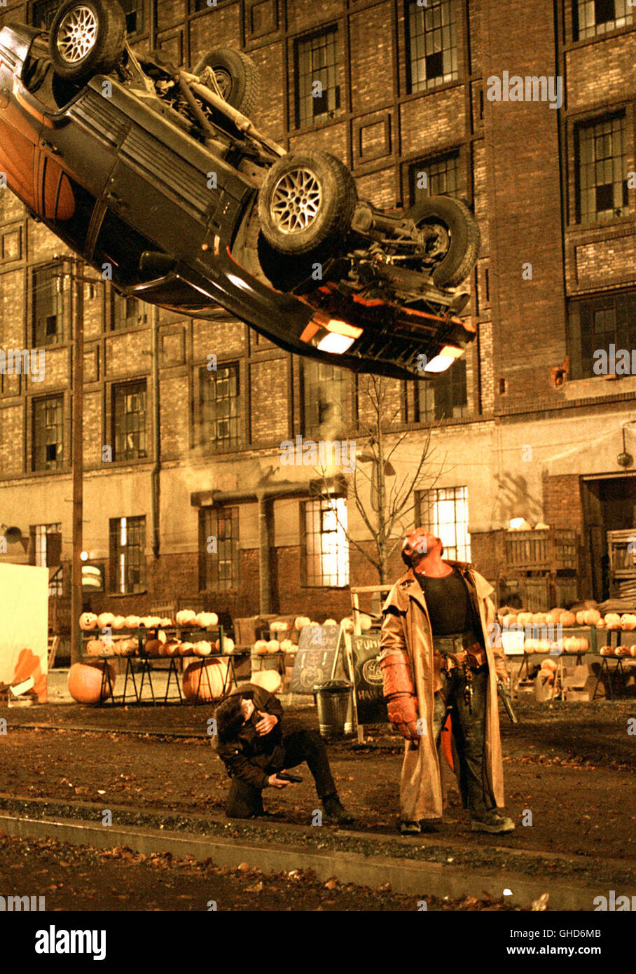 HELLBOY / USA 2004 / Guillermo Del Toro Hellboy (RON PERLMAN) Regie ...