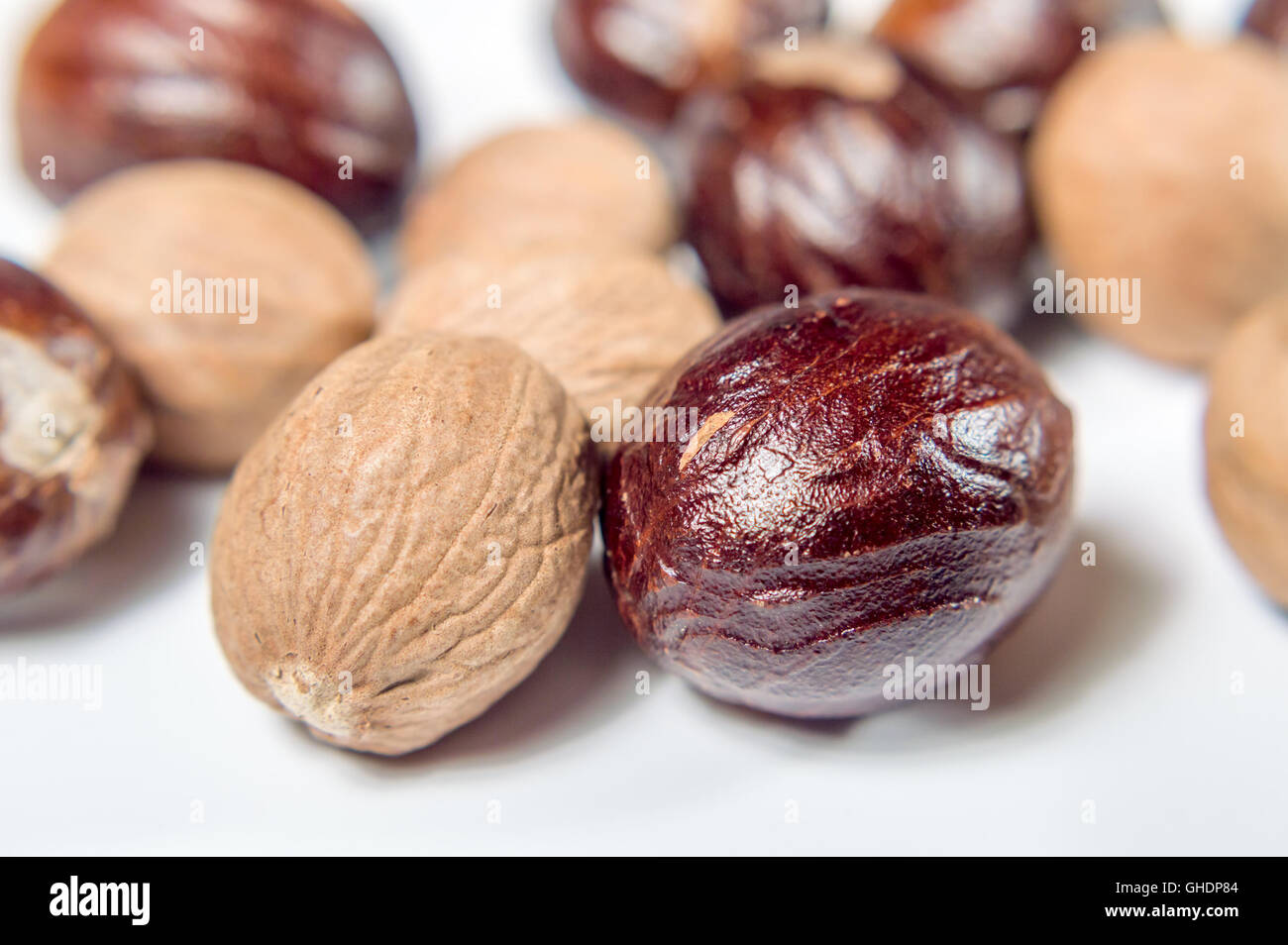 Nutmeg, Textured, Food and Drink, Food, with shell and without shell ...