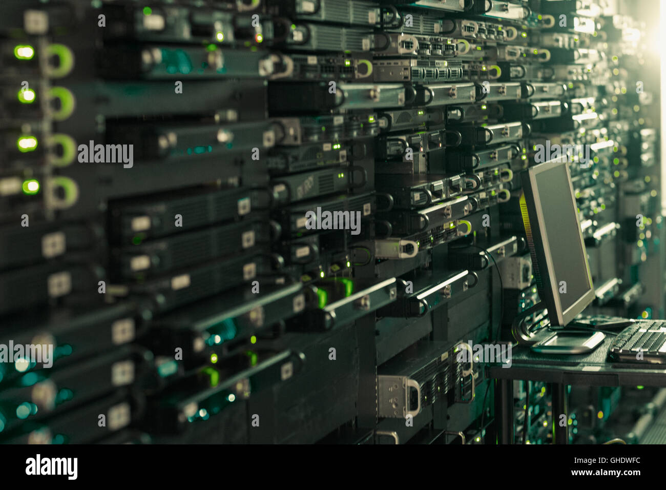 Computer server room hi-res stock photography and images - Alamy