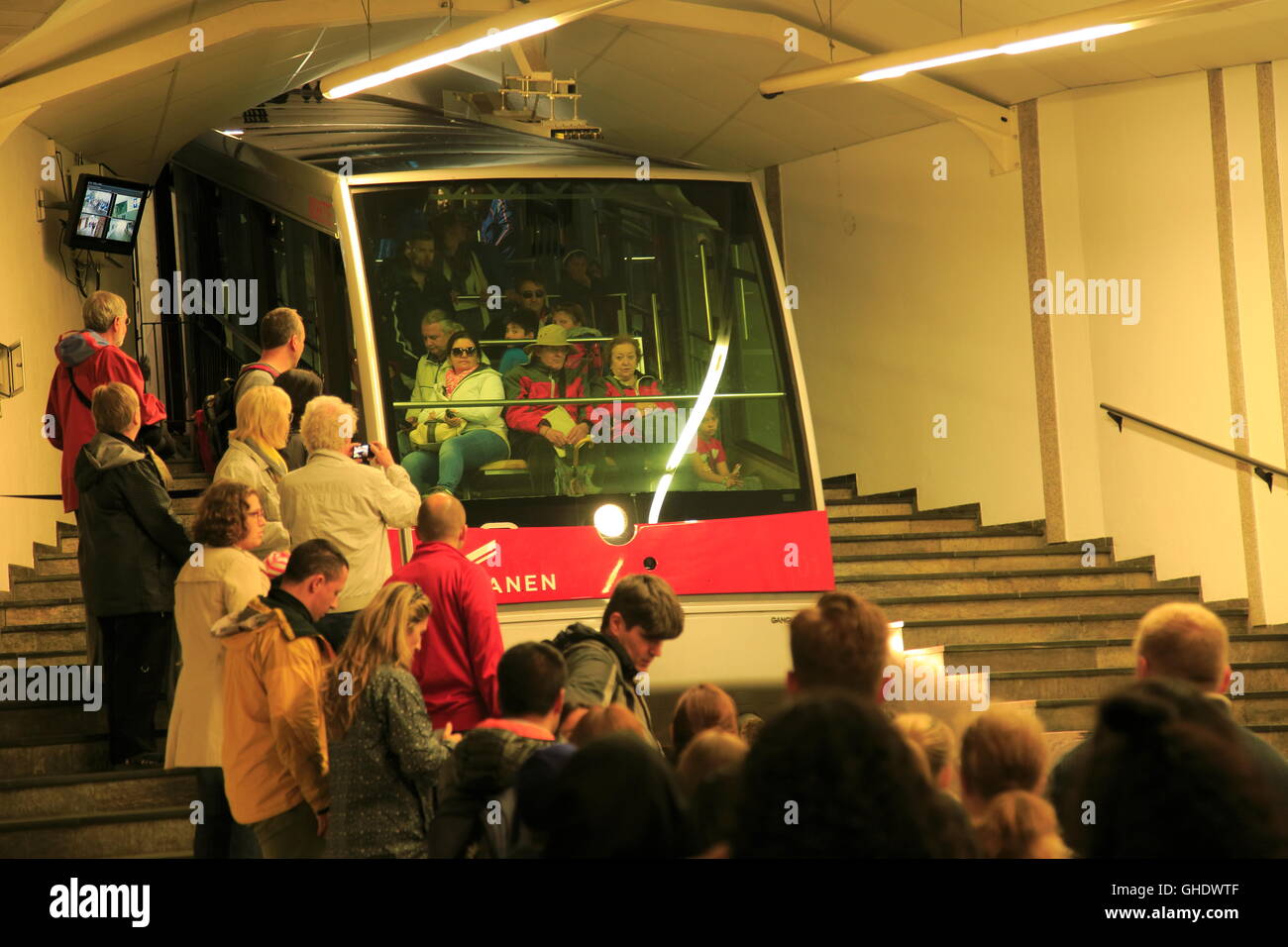 Floibanen funicular railway bergen hi-res stock photography and images ...