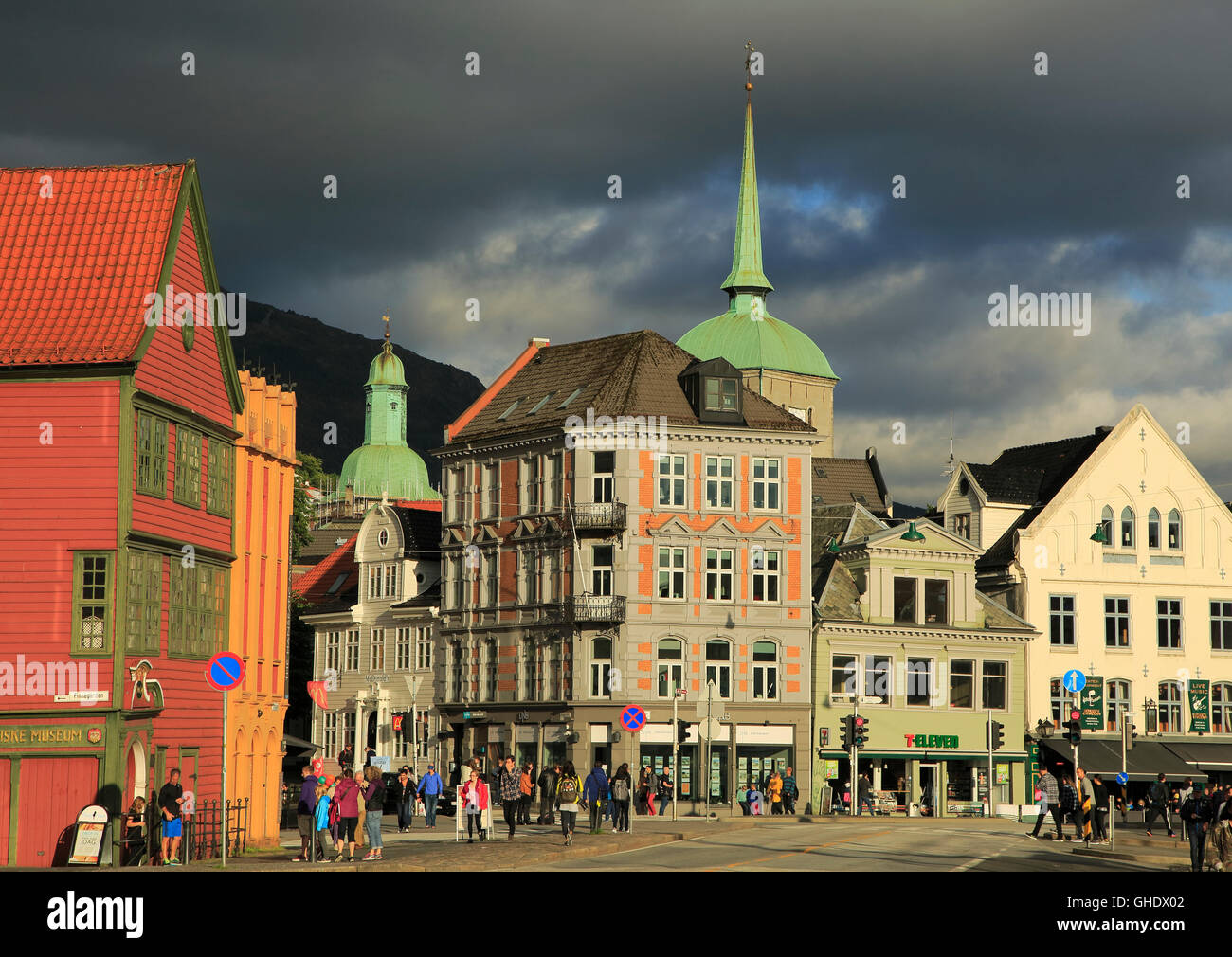 Historic buildings in the Torget market square area of Vågen harbour ...