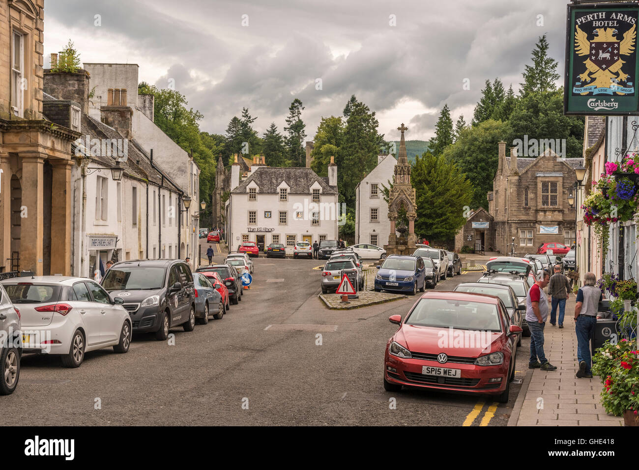High Street Dunkeld High Resolution Stock Photography and Images - Alamy
