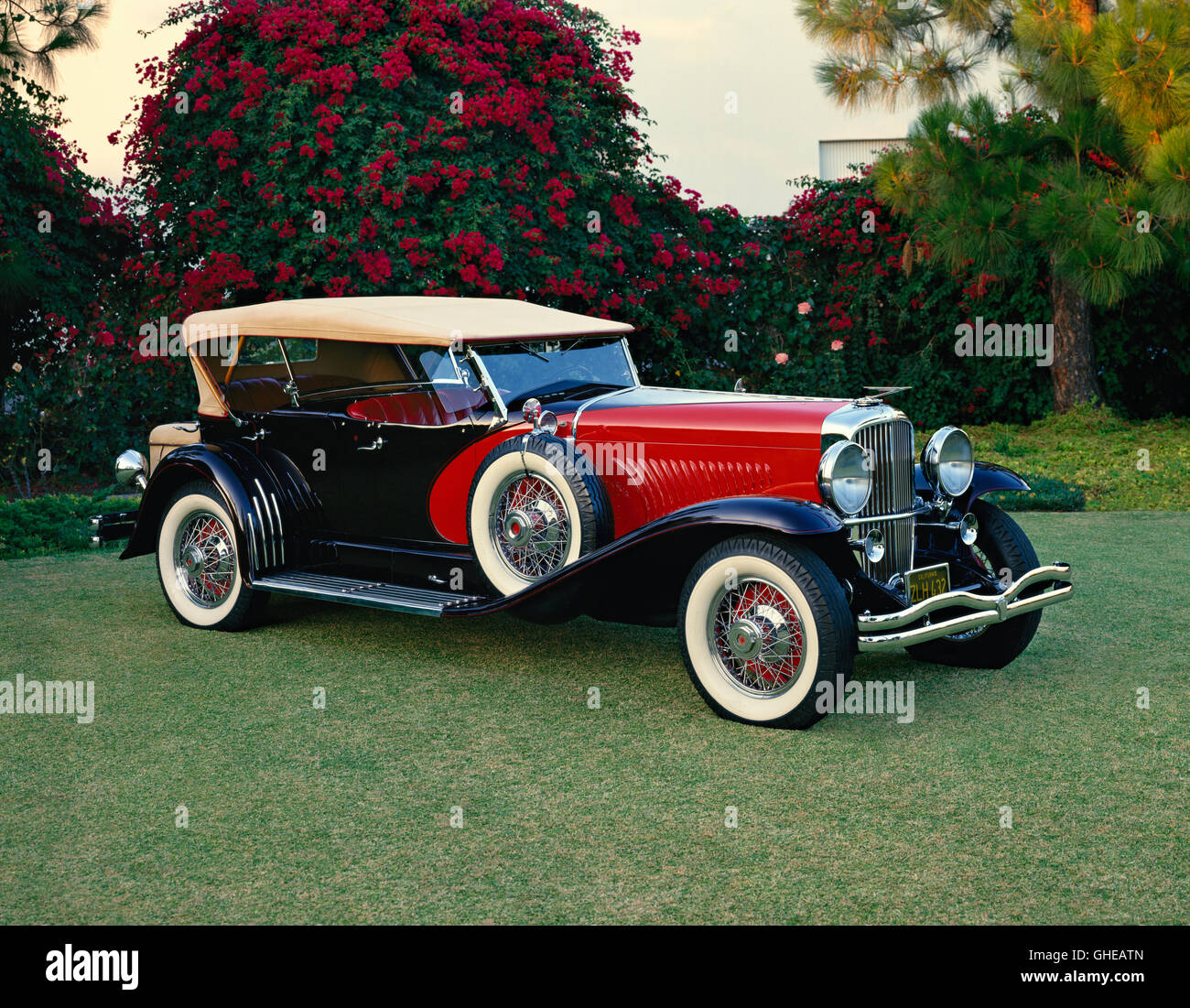 Duesenberg model j luxury automobile hi-res stock photography and ...
