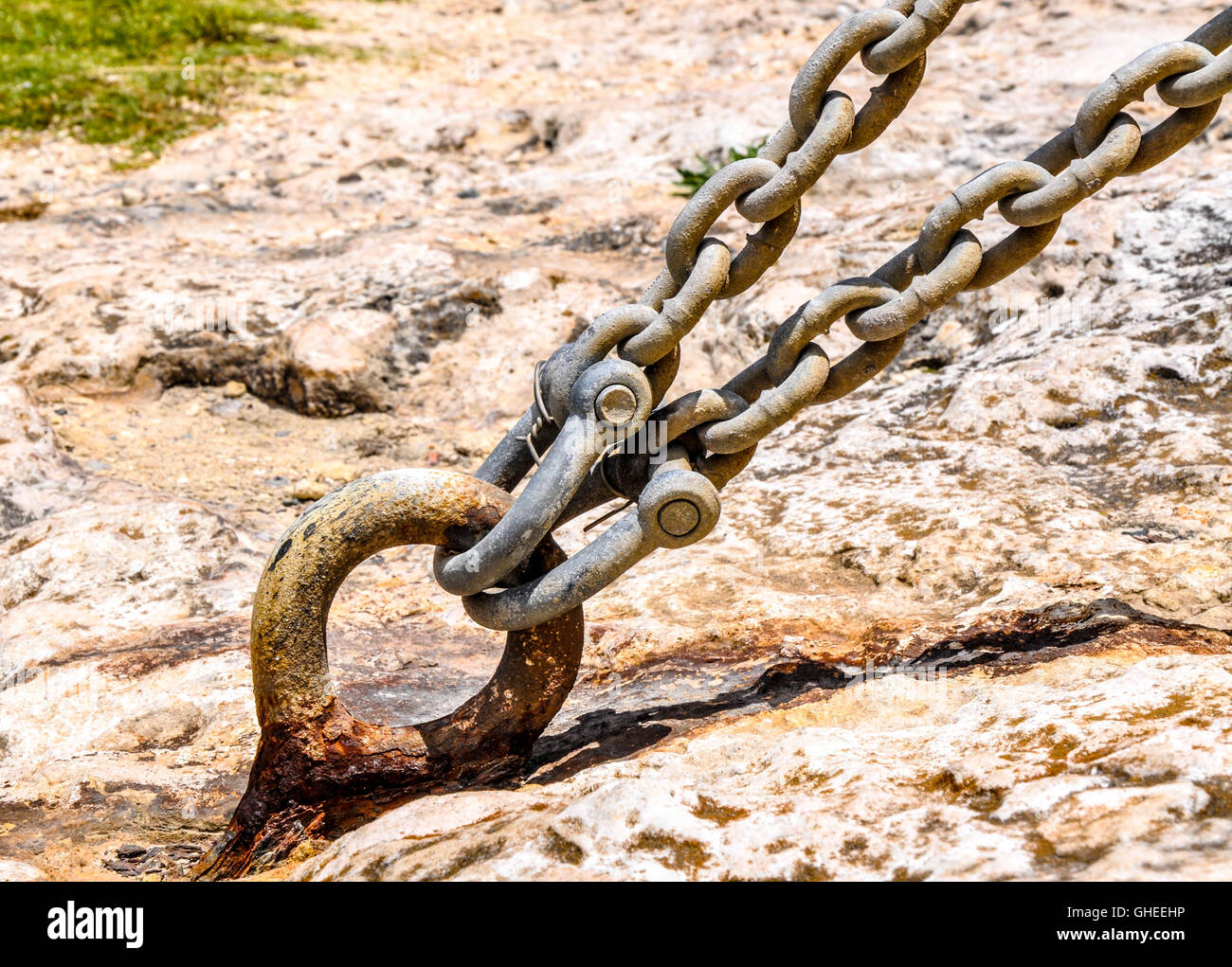 Heavy duty ring bolt hi-res stock photography and images - Alamy
