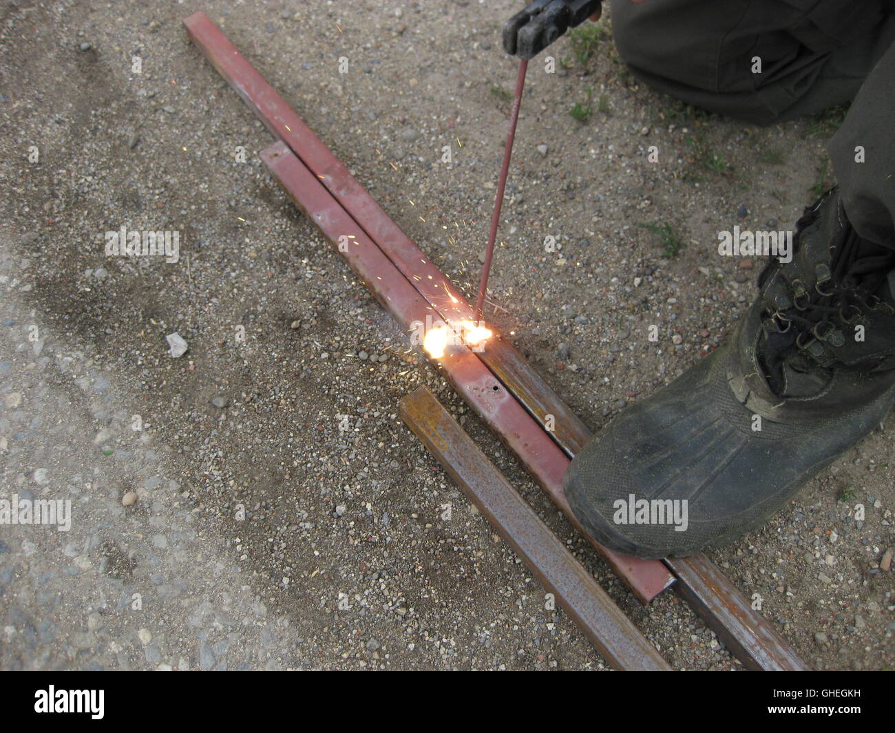 Welding of steel square pipe electric welding. The use of electric ...