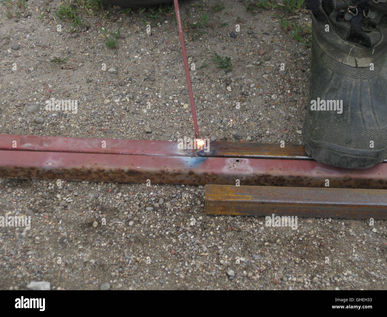 Welding of steel square pipe electric welding. The use of electric ...