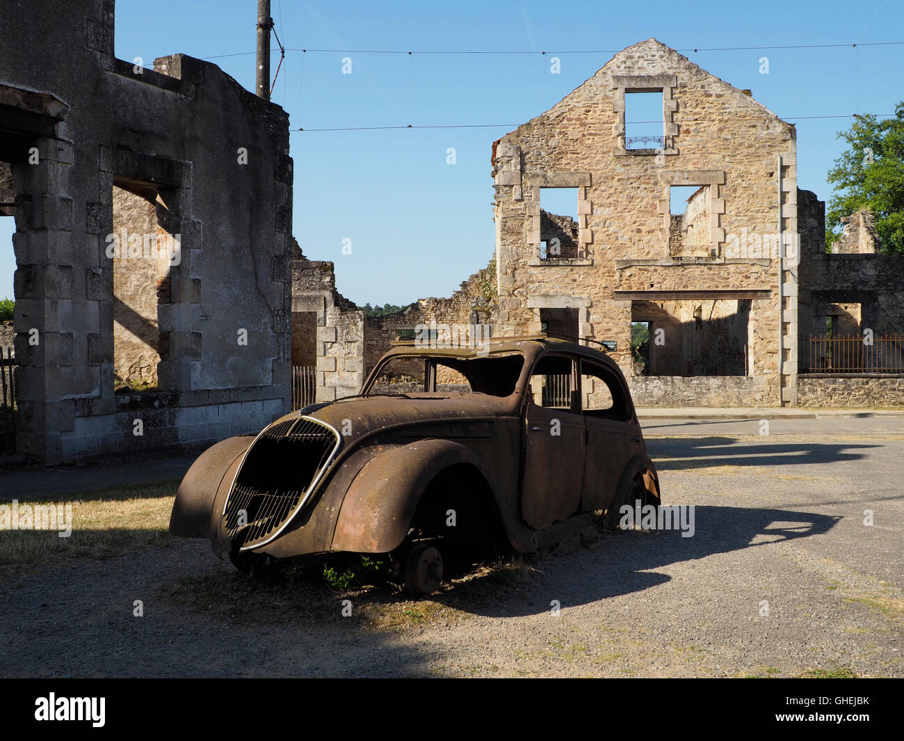 Nazi ss 1944 massacre preserved memorial ruins hi-res stock photography ...