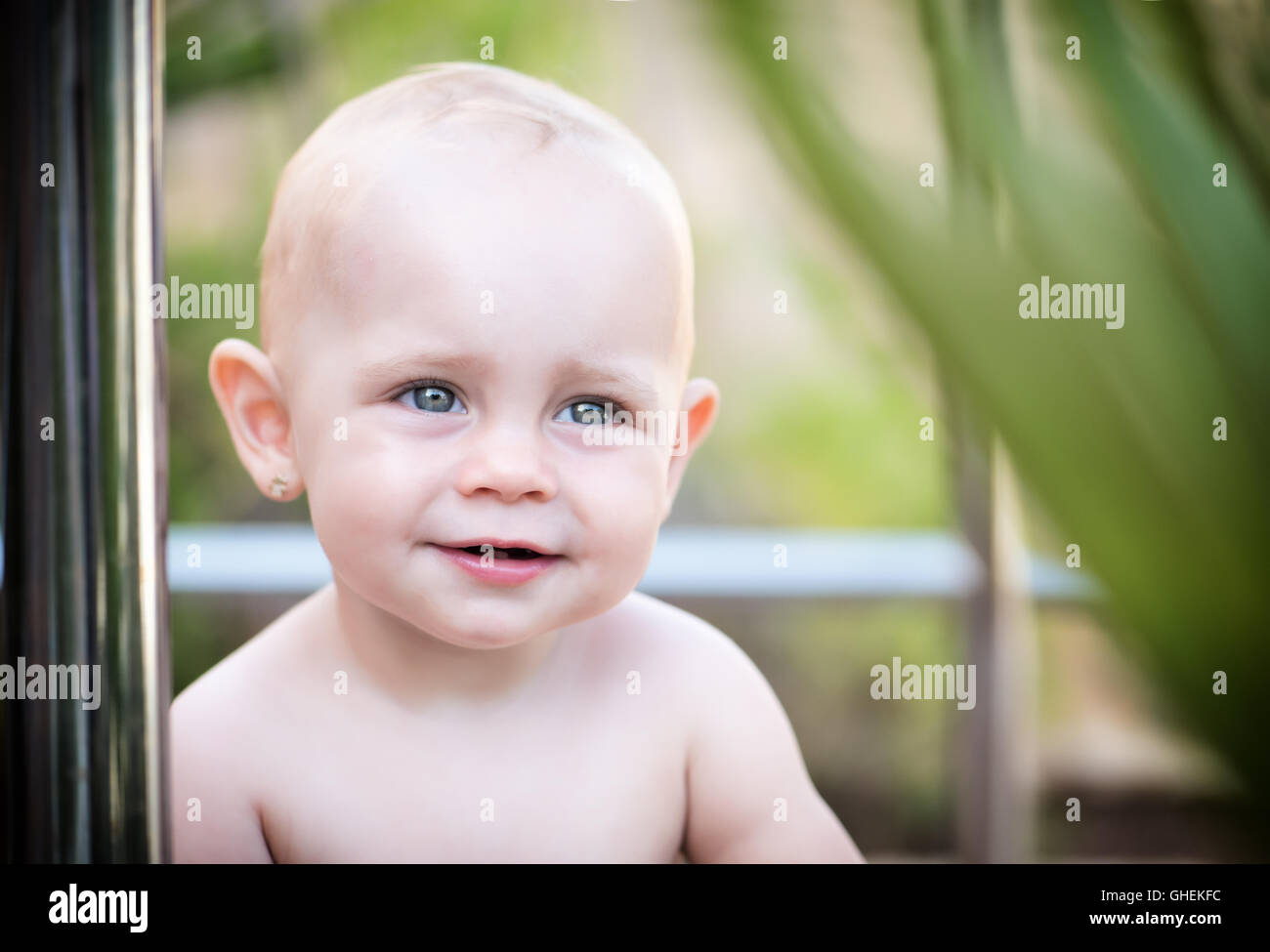 Small smiling cute girl hi-res stock photography and images - Alamy