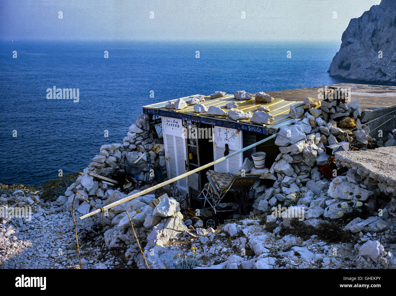 Ramshackle hi-res stock photography and images - Alamy