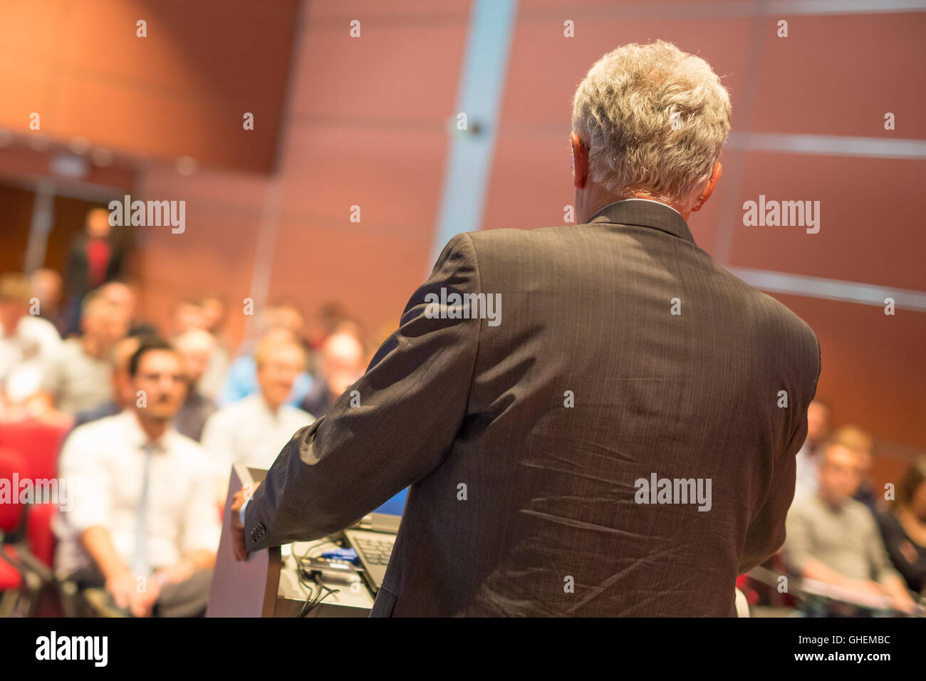 Speaker at Business Conference and Presentation Stock Photo - Alamy