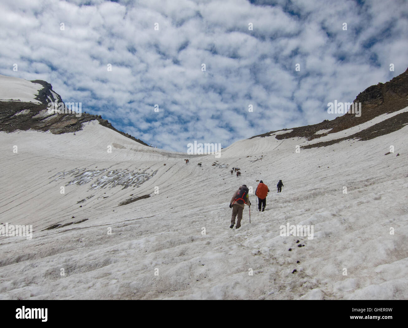 Bhaba Pass Trek (Himachal Pradesh, India Stock Photo - Alamy