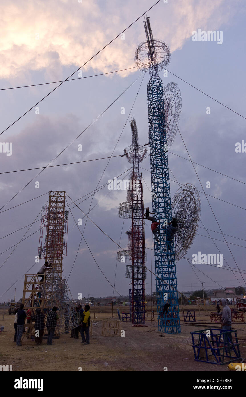 Castillo pirotecnico hi-res stock photography and images - Alamy
