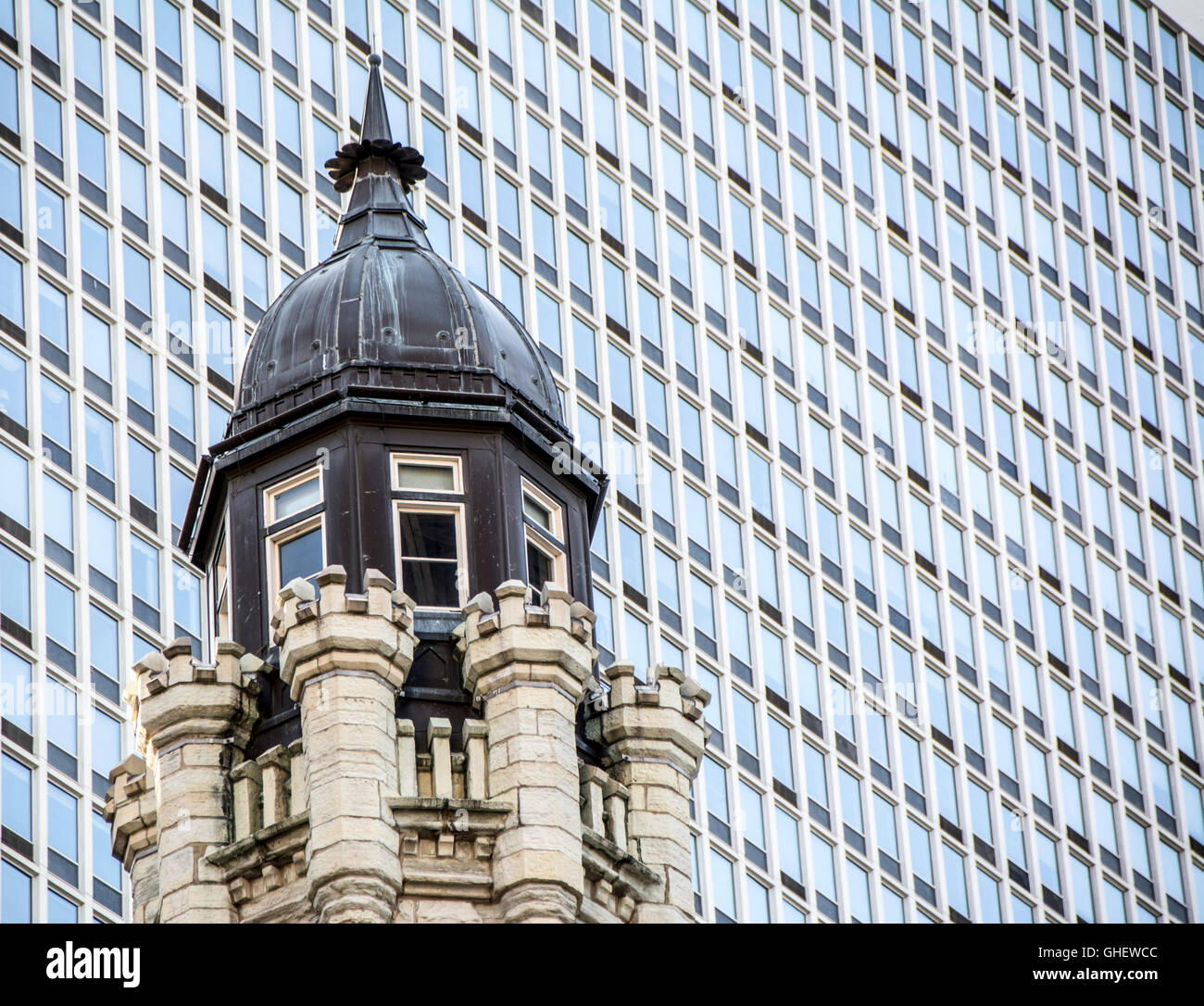 Old chicago water tower hi-res stock photography and images - Alamy