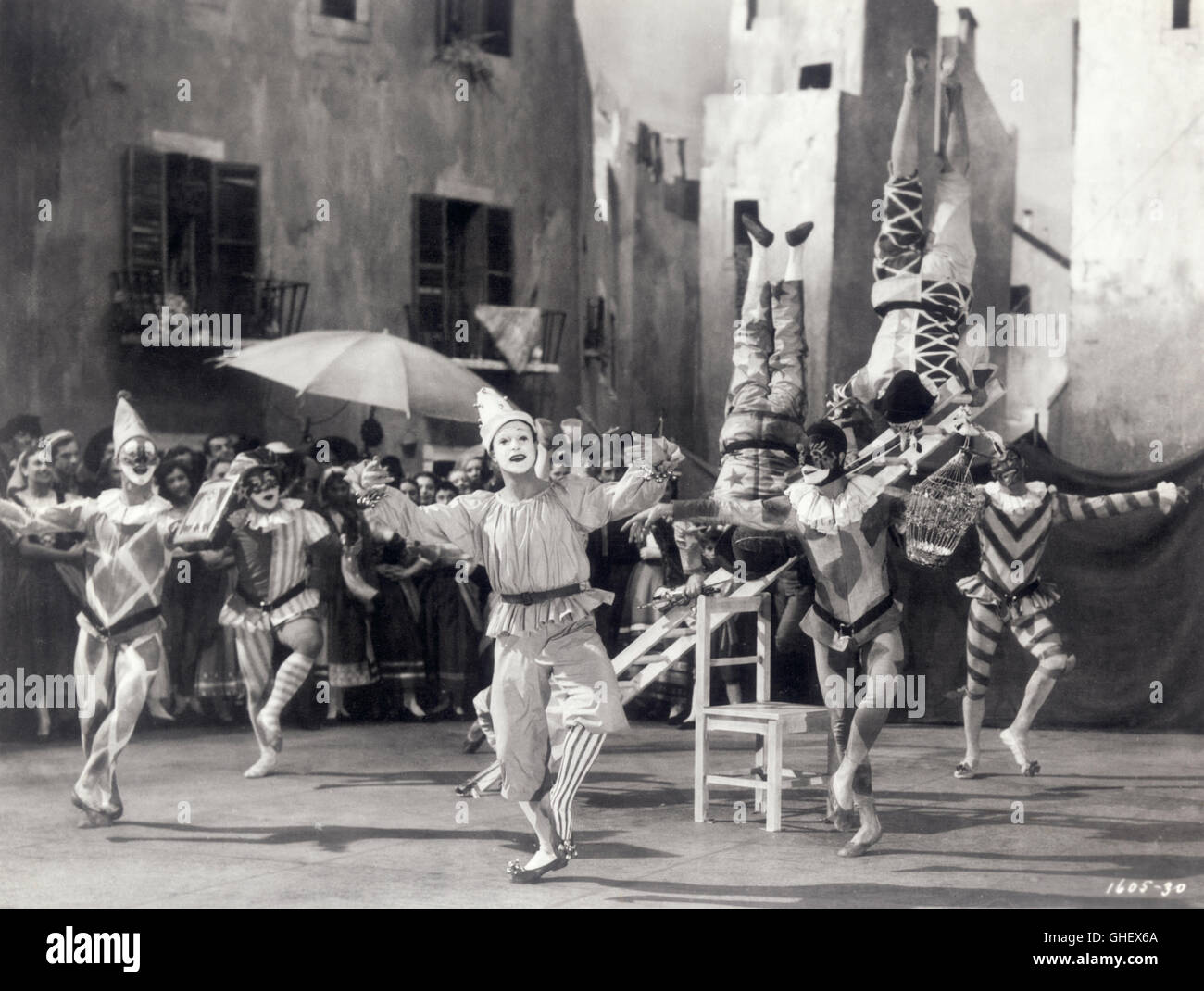 INVITATION TO THE DANCE USA 1956 Gene Kelly Circus Scene with GENE ...