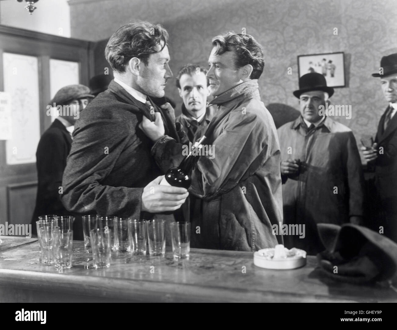 SO WELL REMEMBERED UK 1947 Edward Dmytryk TREVOR HOWARD (Richard ...