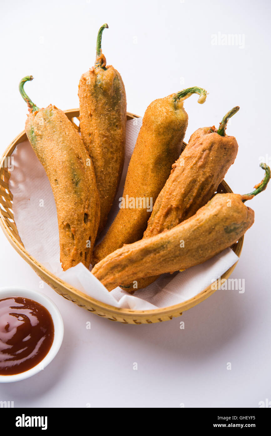 Mirchi pakoda hi-res stock photography and images - Alamy