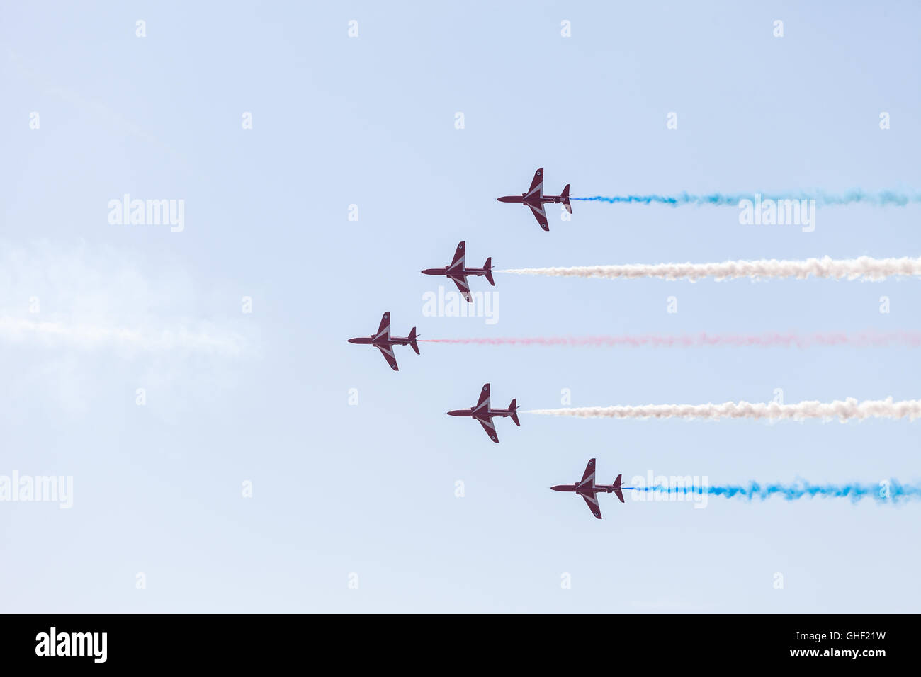 Blackpool, England 7th Aug, 2016. Red Arrows air display at Blackpool ...
