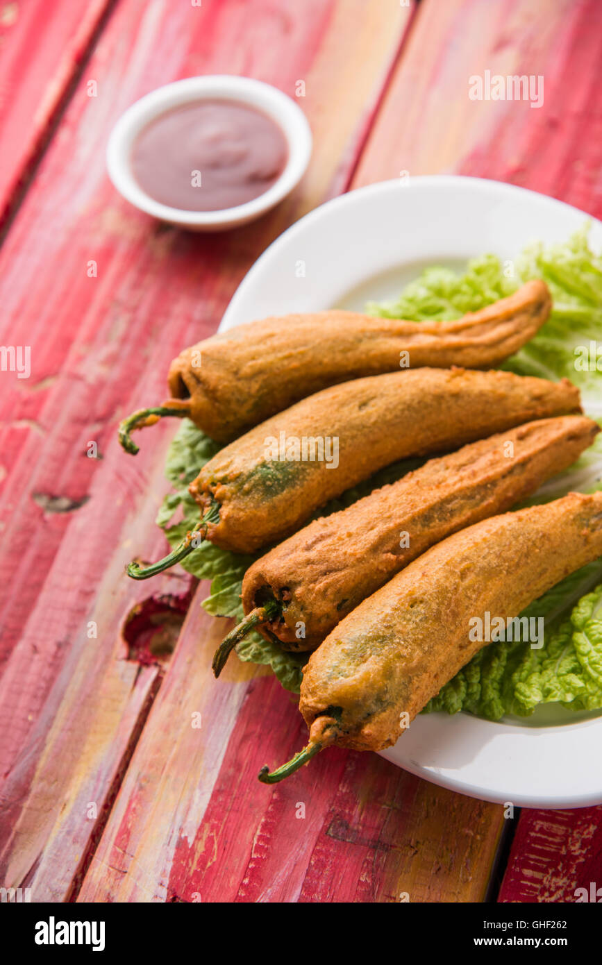 Mirchi pakoda hi-res stock photography and images - Alamy