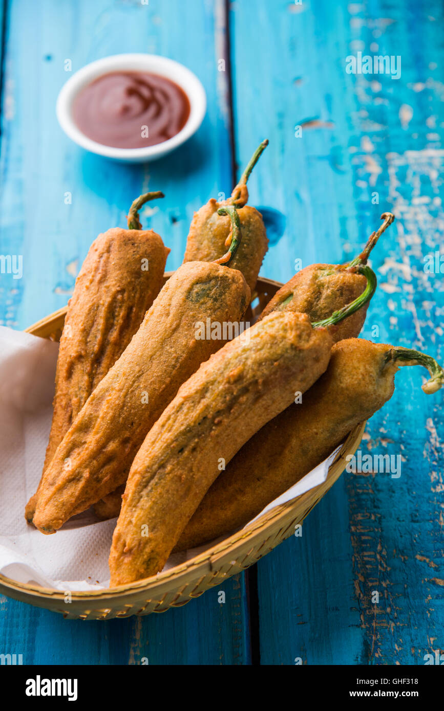 Mirchi pakoda hi-res stock photography and images - Alamy