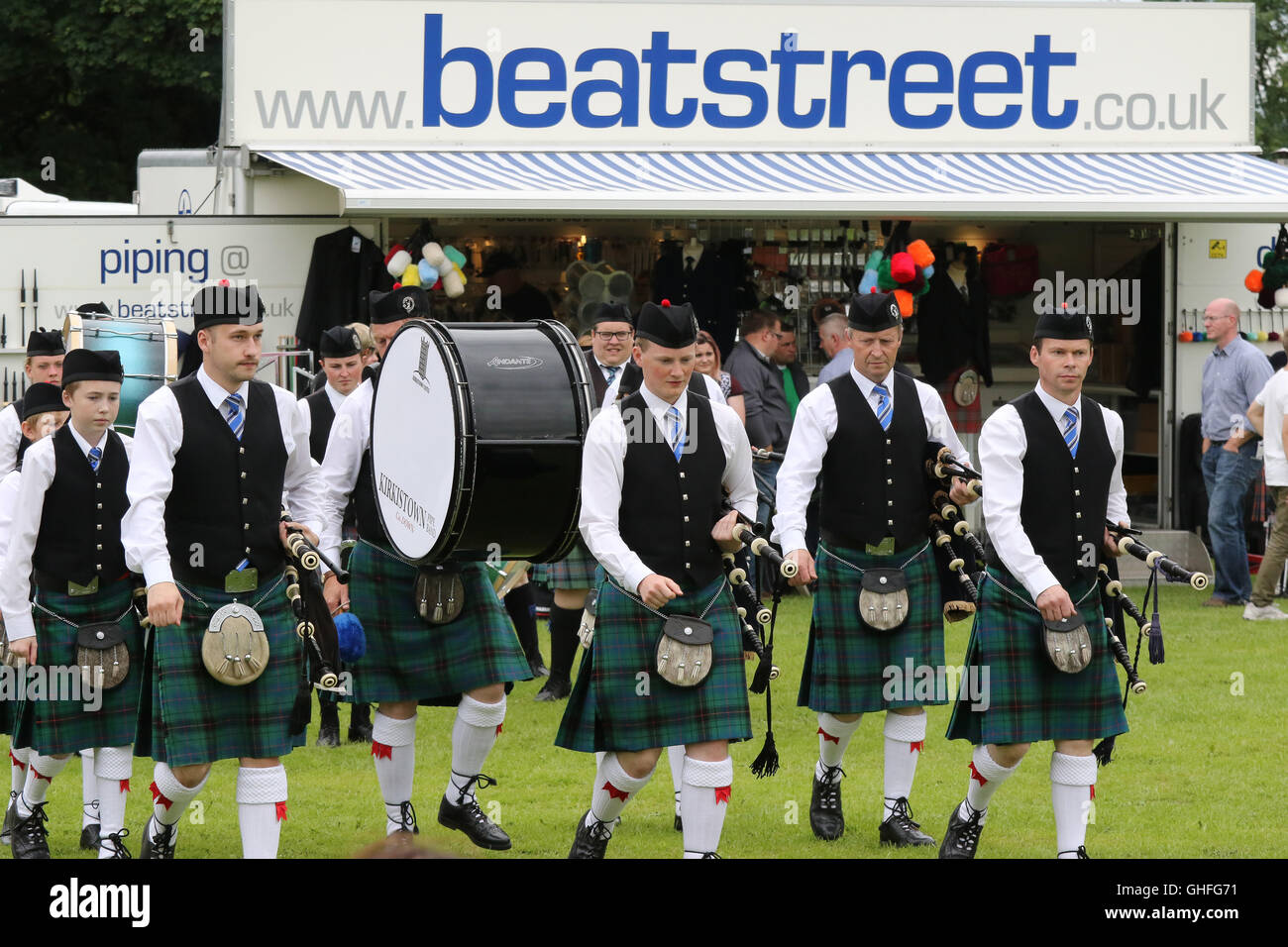 Kirkistown Pipe Band Pipe Bands in action at the Lisburn & Castlereagh ...
