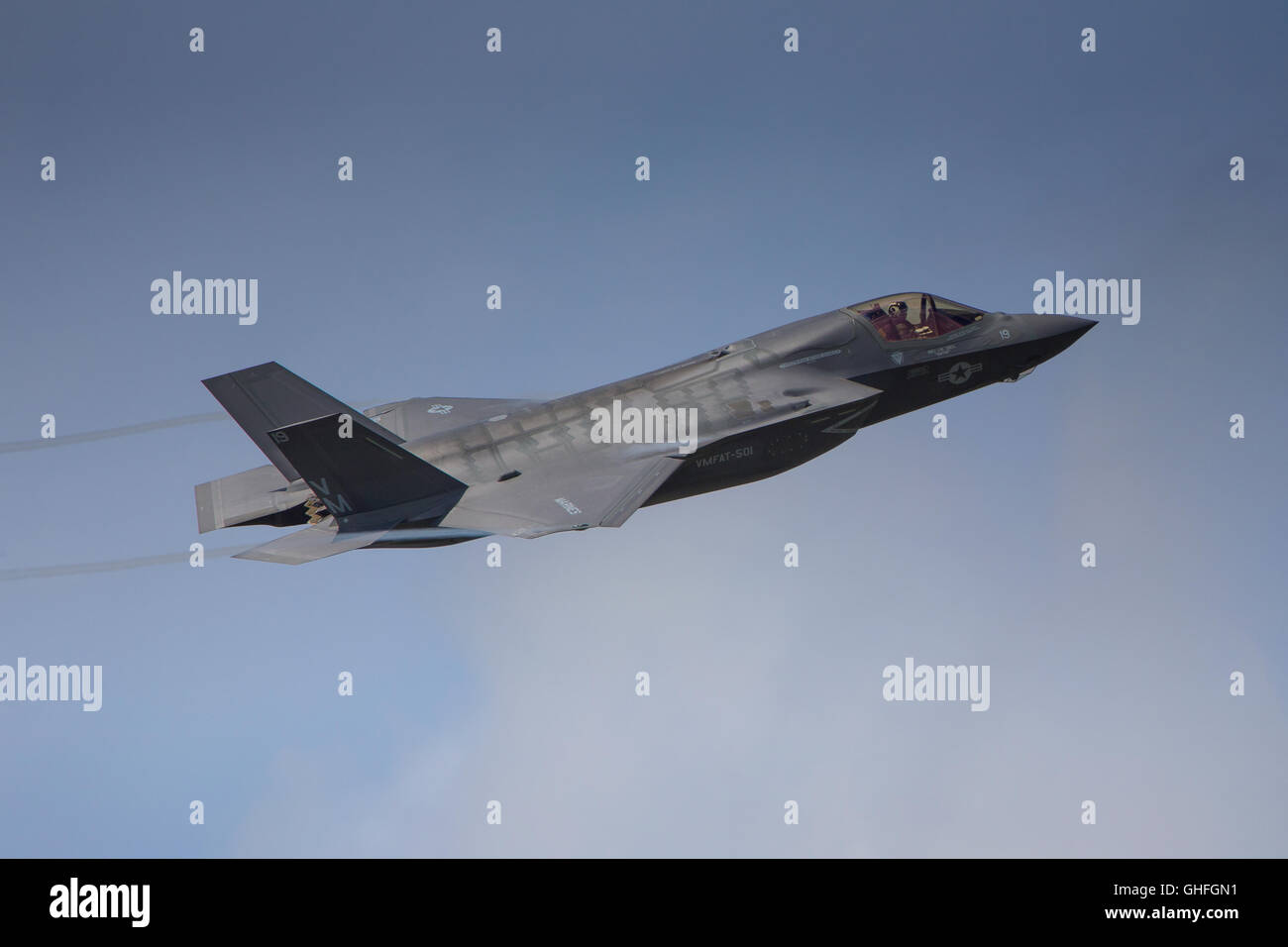 Lockheed martin 35 joint hi-res stock photography and images - Alamy