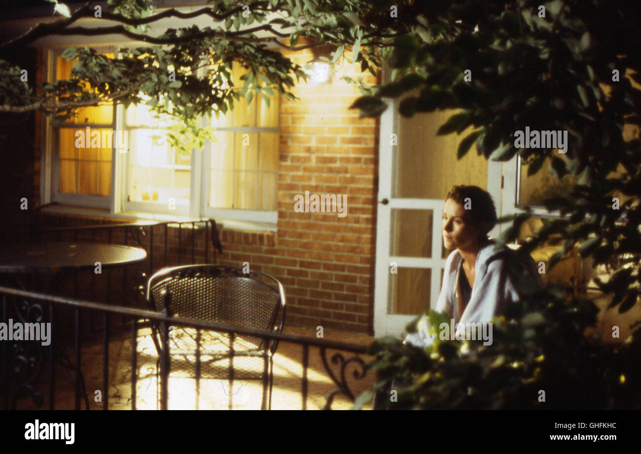 JUNEBUG Junebug USA 2005 Junebug / Madeleine (EMBETH DAVIDTZ) Regie ...